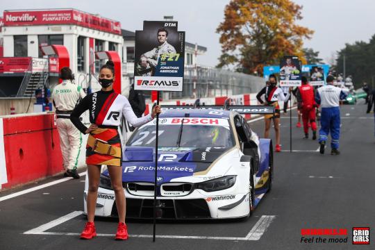 Sexy DTM Grid Girls auf dem Circuit in Zolder 2020